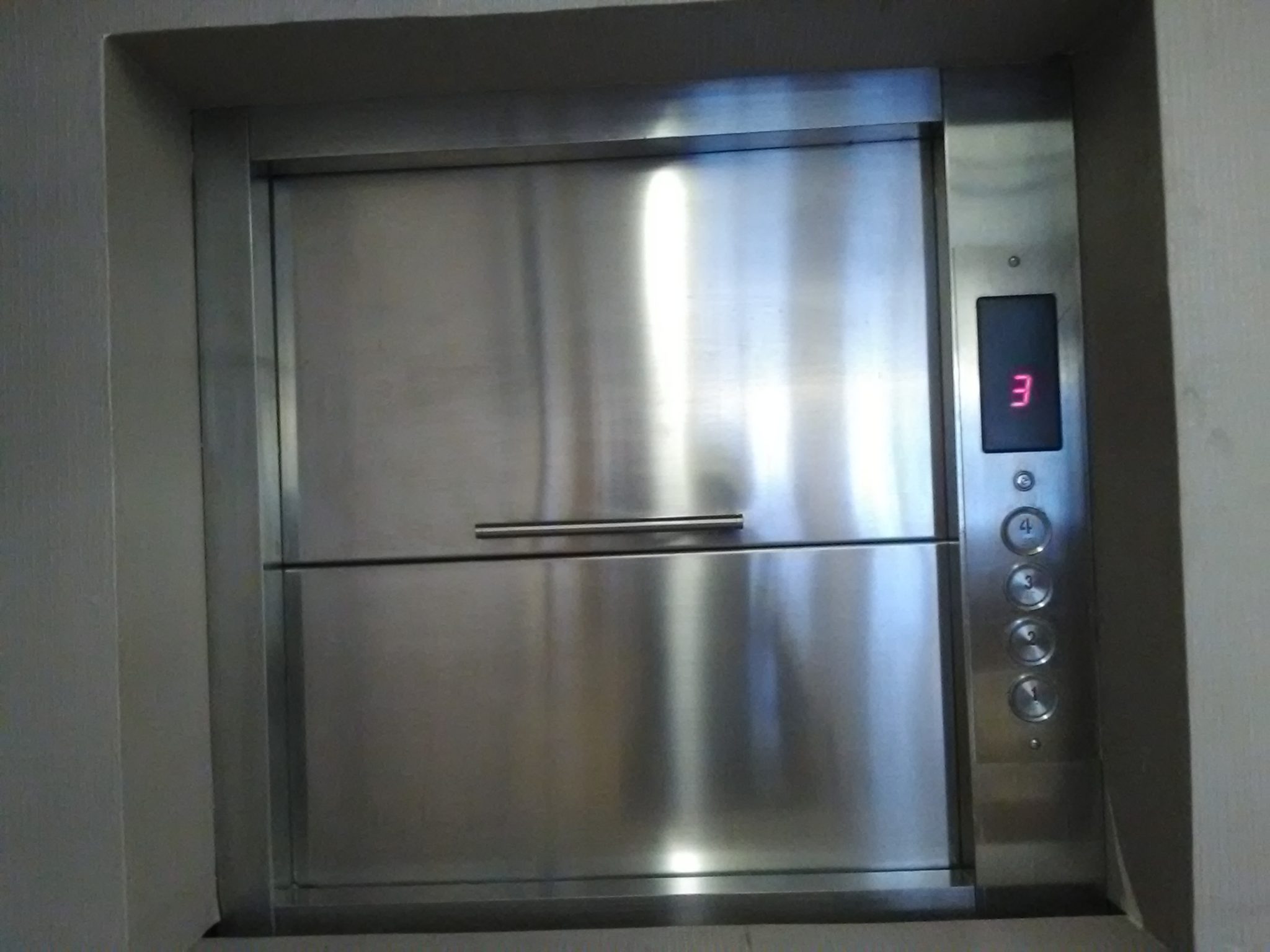 Lift Makanan - Cahaya Sinar Lift