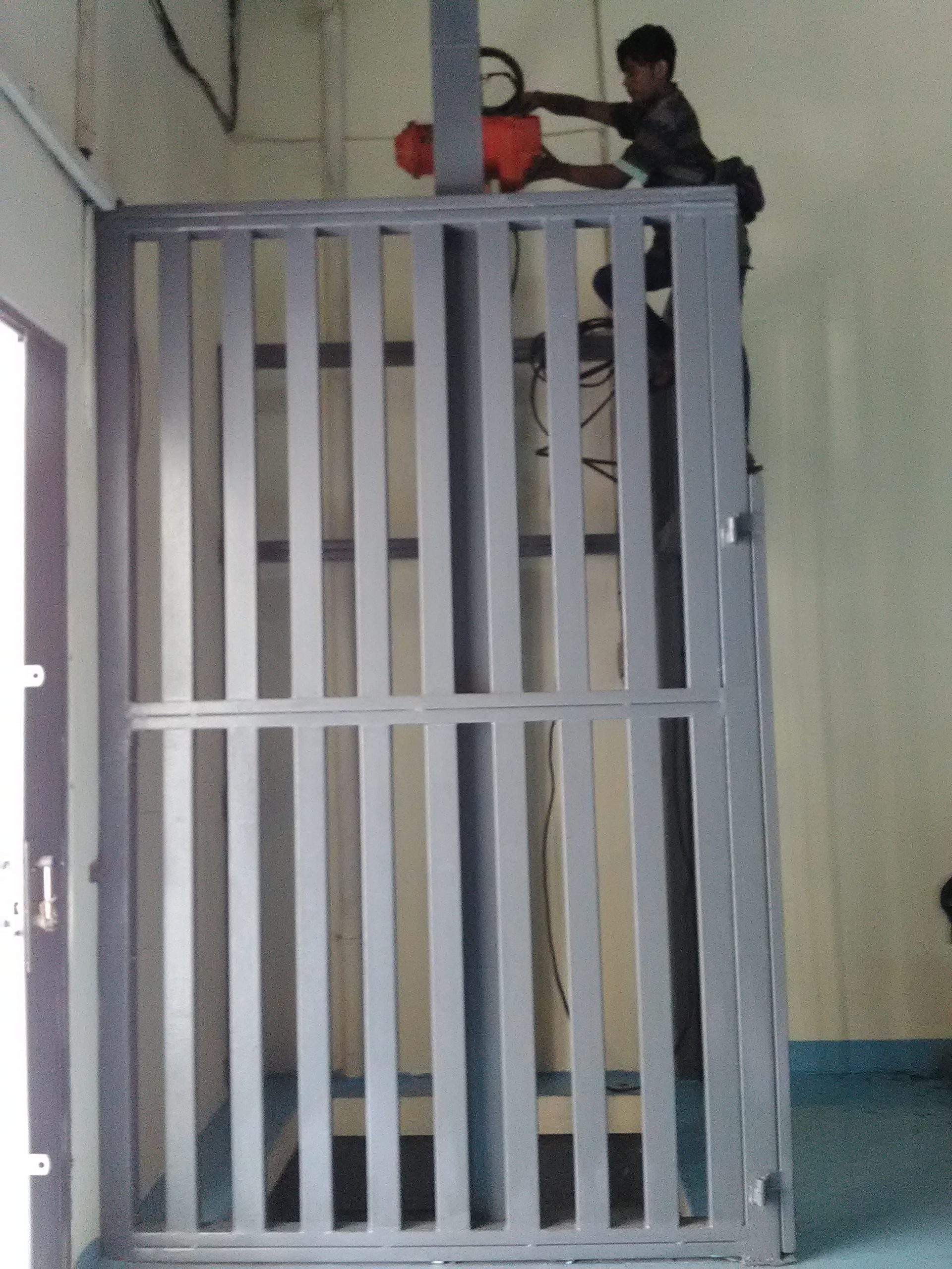 Galeri Lift Barang & Lift Makanan - Cahaya Sinar Lift